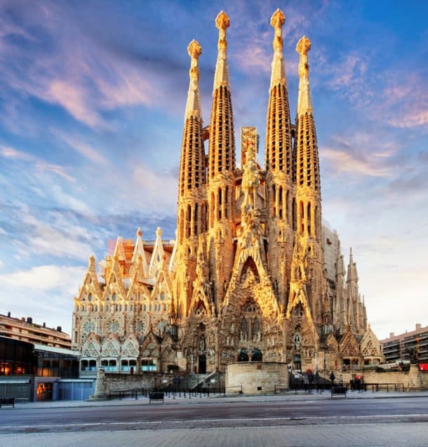 Most Beautiful Places in Barcelona to Visit - Arzo Travels
